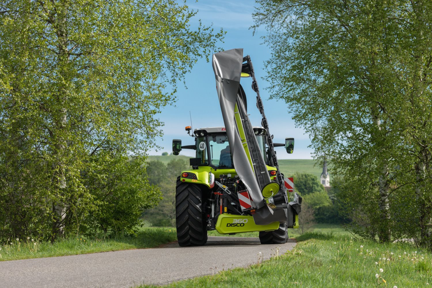 Καινούργιες Σειρές χορτοκοπτικών με πλάτος εργασίας από 2,2 μέτρα στην ...