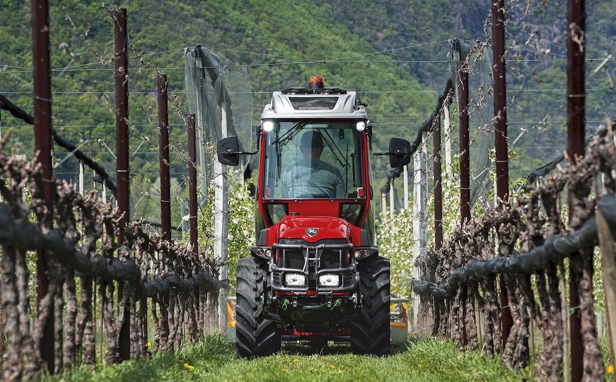 Με νέο κινητήρα Yanmar εξοπλισμένα και τα Antonio Carraro TR 5800 Infinity