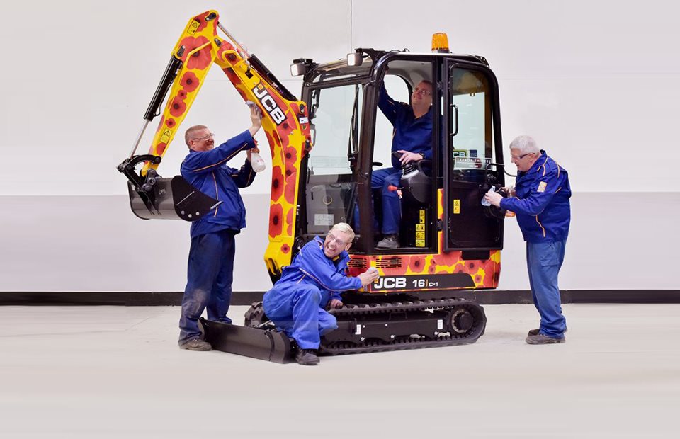 Ένα ξεχωριστό JCB για τις βρετανικές ένοπλες δυνάμεις