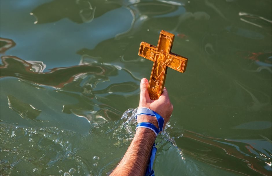 Έθιμα και παραδόσεις των Θεοφανείων